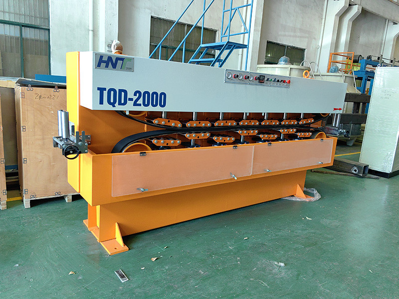Max 2000KG Pulling Force Belt Type Caterpillar For Extrusion Line With ...
